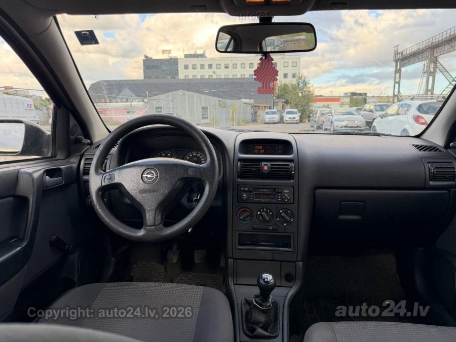 Blue Opel Astra 2006 in Tallinn, with an engine capacity of 1.40 L and mileage of 117 thousand km for 799 €, photo 6 on AUTOMOTO.COM.LV