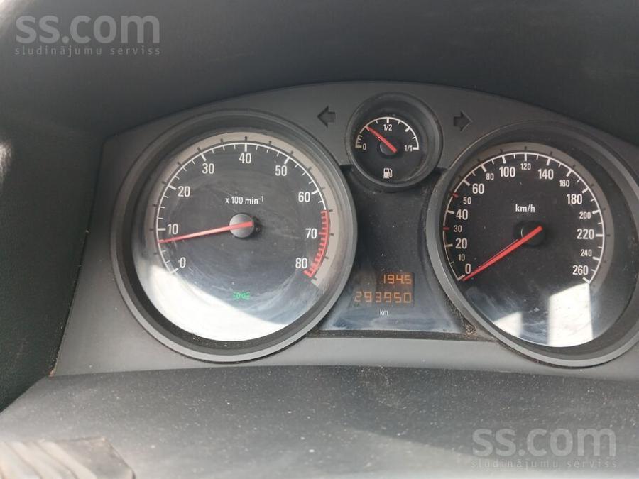 Zils Opel Astra 2006 Rīga, ar dzinēja tilpumu 1.40 L un nobraukumu 294 tūkst. km par 780 €, foto 7 vietnē AUTOMOTO.COM.LV