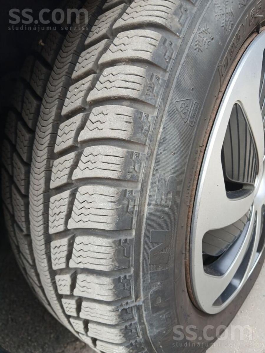 Zils Opel Astra 2006 Rīga, ar dzinēja tilpumu 1.40 L un nobraukumu 294 tūkst. km par 780 €, foto 8 vietnē AUTOMOTO.COM.LV