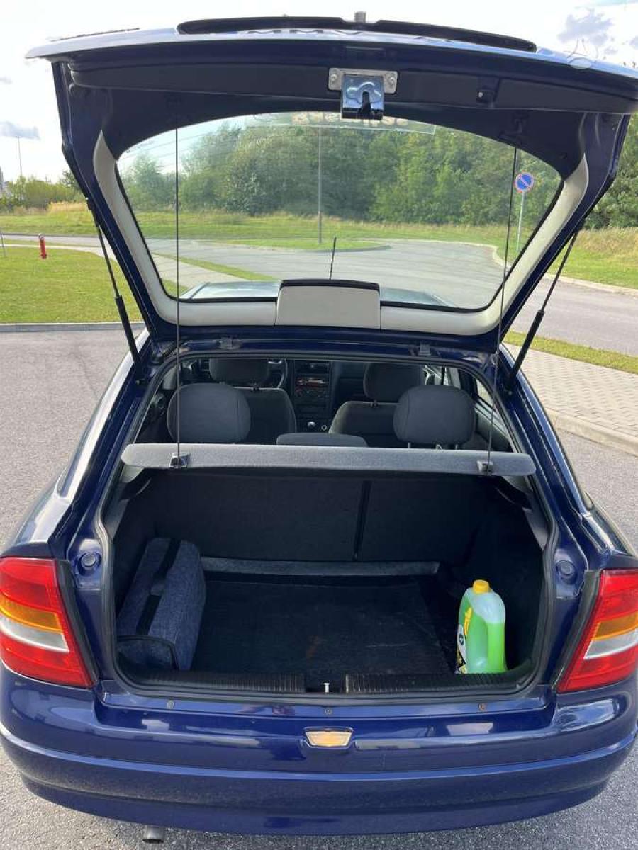 Zils Opel Astra 2006 Kauņa, ar dzinēja tilpumu 1.36 L un nobraukumu 93 tūkst. km par 1950 €, foto 7 vietnē AUTOMOTO.COM.LV