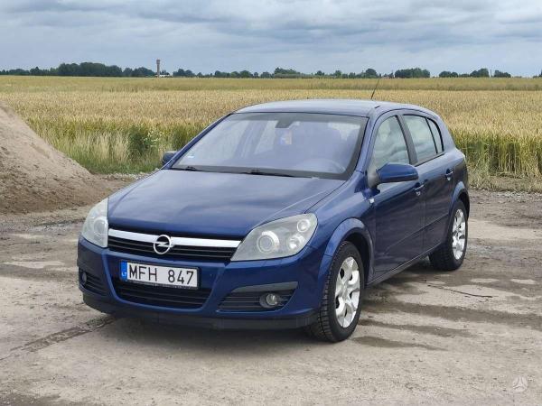 Zils Opel Astra 2006 Vilkaviškis, ar dzinēja tilpumu 1.80 L un nobraukumu 250 tūkst. km par 1300 €, foto 1 vietnē AUTOMOTO.COM.LV