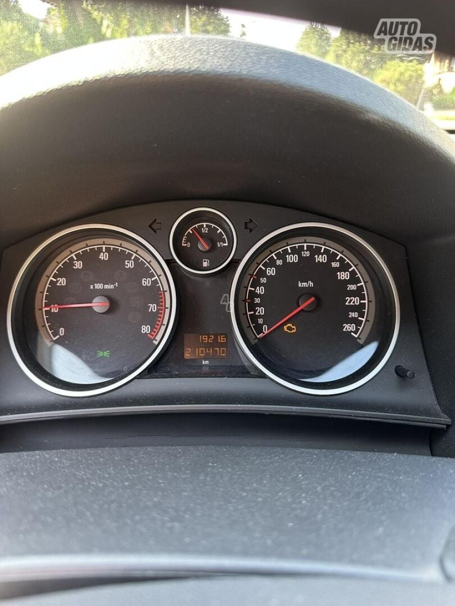 Zils Opel Astra 2006 Viļņa, ar dzinēja tilpumu 1.60 L un nobraukumu 210 tūkst. km par 900 €, foto 10 vietnē AUTOMOTO.COM.LV