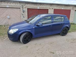 Blue Opel Astra 2007 in Riga, with an engine capacity of 1.90 L and mileage of 305 thousand km for 800 €, photo 3 on AUTOMOTO.COM.LV