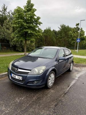 Zils Opel Astra 2007 Viļņa, ar dzinēja tilpumu 1.69 L un nobraukumu 311 tūkst. km par 850 €, foto  vietnē AUTOMOTO.COM.LV