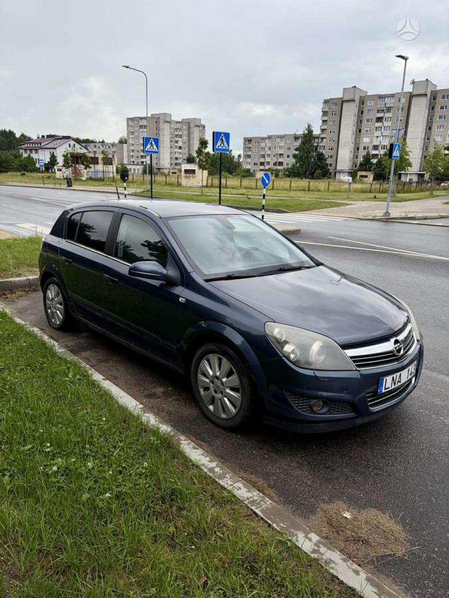Zils Opel Astra 2007 Viļņa, ar dzinēja tilpumu 1.69 L un nobraukumu 311 tūkst. km par 850 €, foto 3 vietnē AUTOMOTO.COM.LV