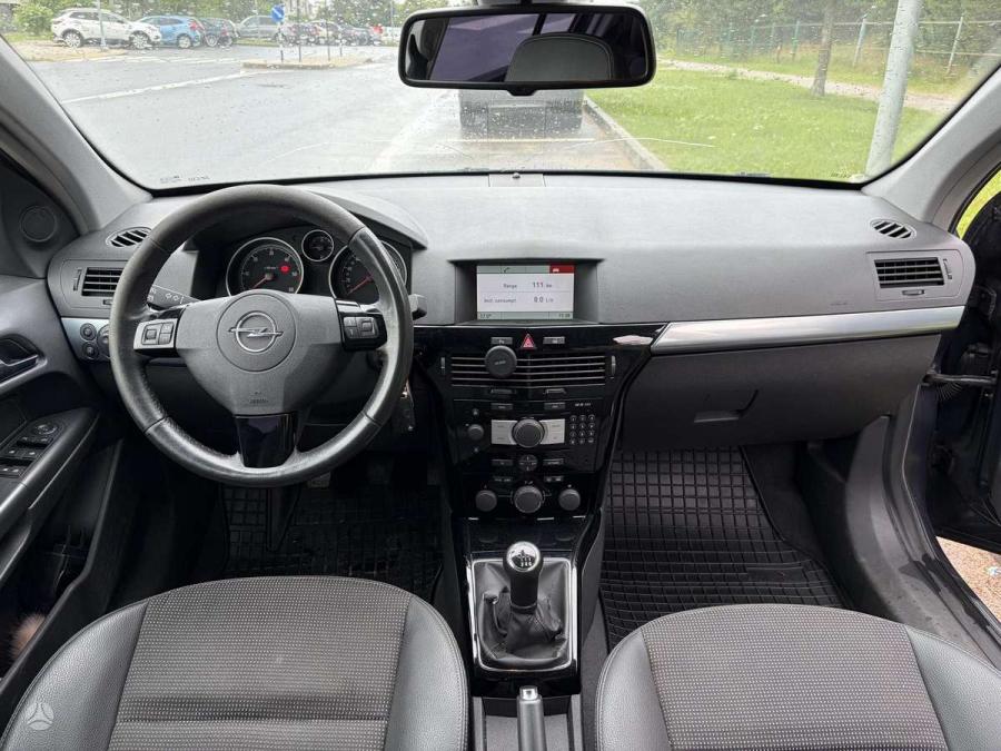 Zils Opel Astra 2007 Viļņa, ar dzinēja tilpumu 1.69 L un nobraukumu 311 tūkst. km par 850 €, foto 8 vietnē AUTOMOTO.COM.LV