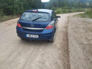 Blue Opel Astra 2007 in Trakai, with an engine capacity of 0.00 L and mileage of 301 thousand km for 1199 €, photo 4 on AUTOMOTO.COM.LV