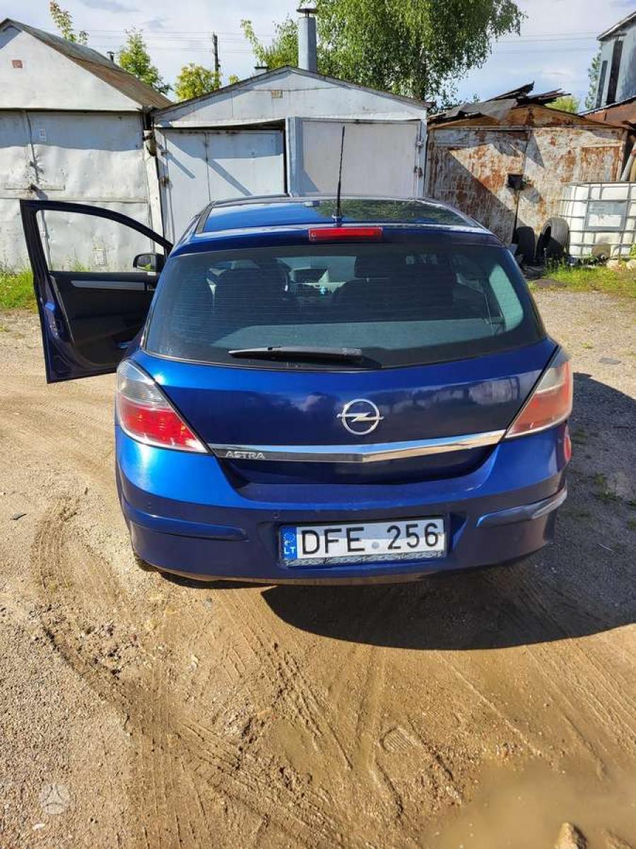 Zils Opel Astra 2007 Panevēža, ar dzinēja tilpumu 1.36 L un nobraukumu 137 tūkst. km par 690 €, foto 6 vietnē AUTOMOTO.COM.LV