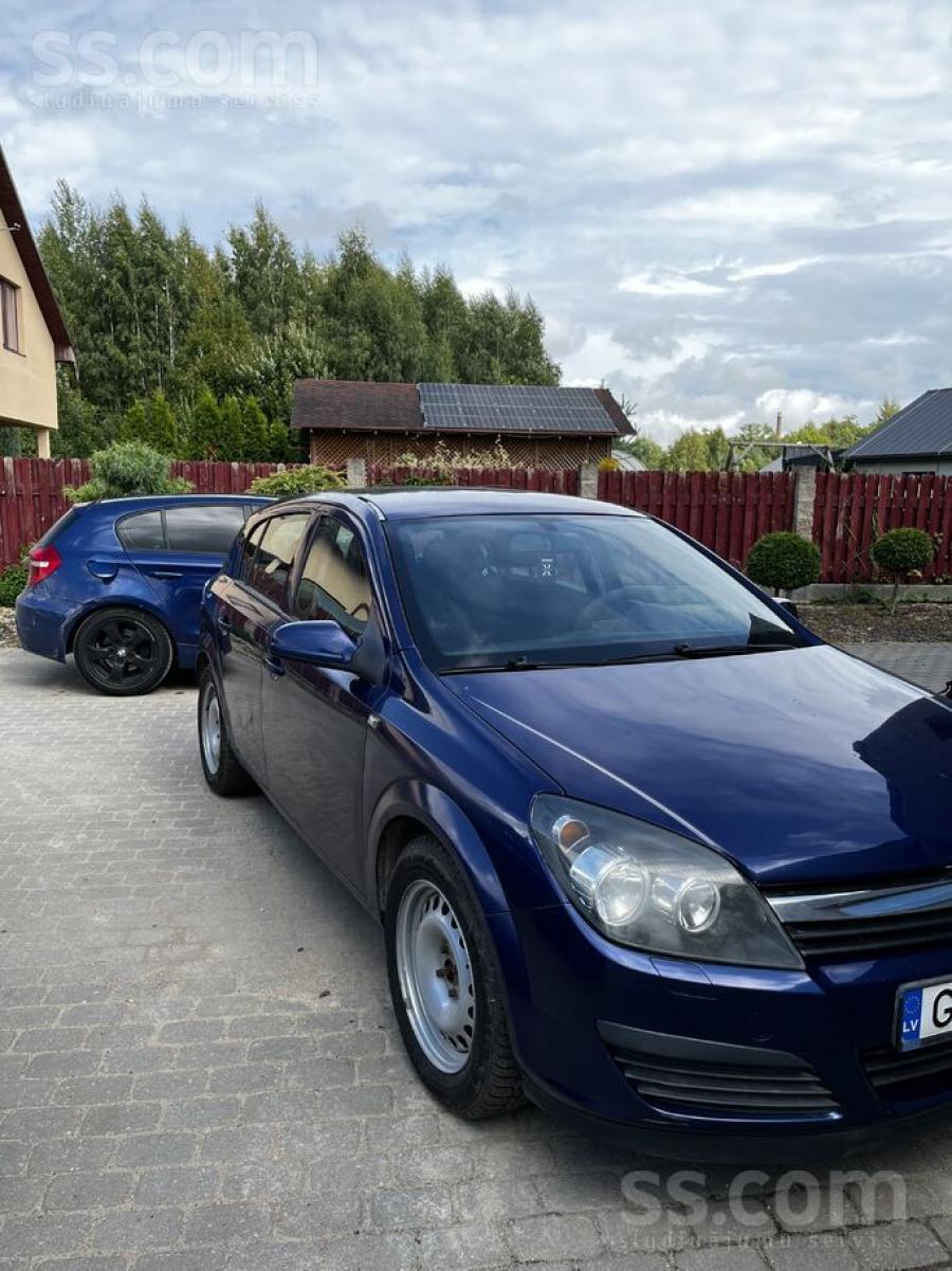 Zils Opel Astra 2007 Valmiera, ar dzinēja tilpumu 1.60 L un nobraukumu 186 tūkst. km par 1000 €, foto 13 vietnē AUTOMOTO.COM.LV