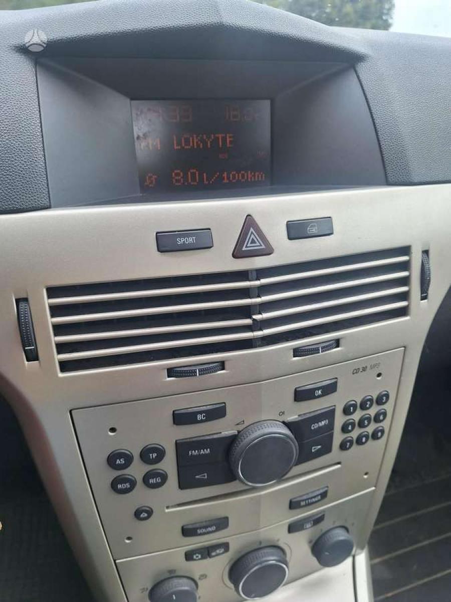 Zils Opel Astra 2007 Alīta, ar dzinēja tilpumu 1.91 L un nobraukumu 261 tūkst. km par 2000 €, foto 8 vietnē AUTOMOTO.COM.LV