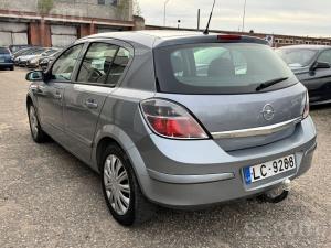 Zils Opel Astra 2007 Daugavpils, ar dzinēja tilpumu 1.70 L un nobraukumu 0 tūkst. km par 1250 €, foto 5 vietnē AUTOMOTO.COM.LV
