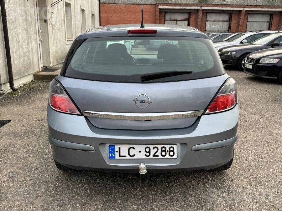 Zils Opel Astra 2007 Daugavpils, ar dzinēja tilpumu 1.70 L un nobraukumu 0 tūkst. km par 1250 €, foto 6 vietnē AUTOMOTO.COM.LV