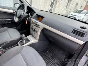 Zils Opel Astra 2007 Daugavpils, ar dzinēja tilpumu 1.70 L un nobraukumu 0 tūkst. km par 1250 €, foto 12 vietnē AUTOMOTO.COM.LV