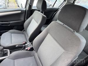 Zils Opel Astra 2007 Daugavpils, ar dzinēja tilpumu 1.70 L un nobraukumu 0 tūkst. km par 1250 €, foto 17 vietnē AUTOMOTO.COM.LV