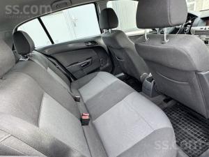 Zils Opel Astra 2007 Daugavpils, ar dzinēja tilpumu 1.70 L un nobraukumu 0 tūkst. km par 1250 €, foto 19 vietnē AUTOMOTO.COM.LV