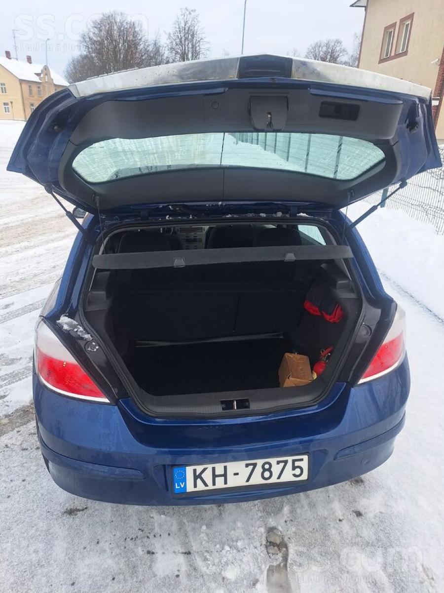 Zils Opel Astra 2008 Valmiera, ar dzinēja tilpumu 1.60 L un nobraukumu 194 tūkst. km par 1950 €, foto 5 vietnē AUTOMOTO.COM.LV