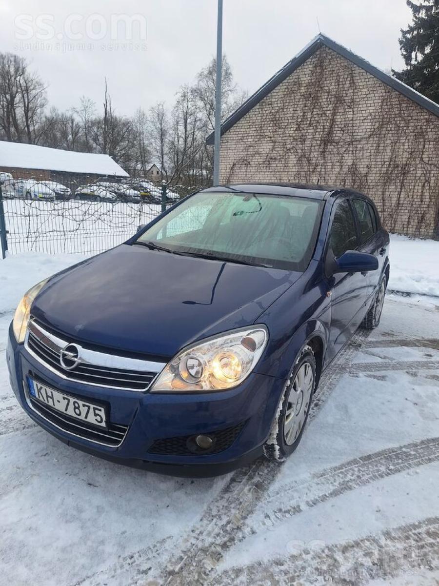 Zils Opel Astra 2008 Valmiera, ar dzinēja tilpumu 1.60 L un nobraukumu 194 tūkst. km par 1950 €, foto 8 vietnē AUTOMOTO.COM.LV