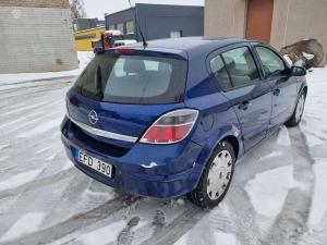 Zils Opel Astra 2008 Kauņa, ar dzinēja tilpumu 1.70 L un nobraukumu 191 tūkst. km par 750 €, foto 2 vietnē AUTOMOTO.COM.LV