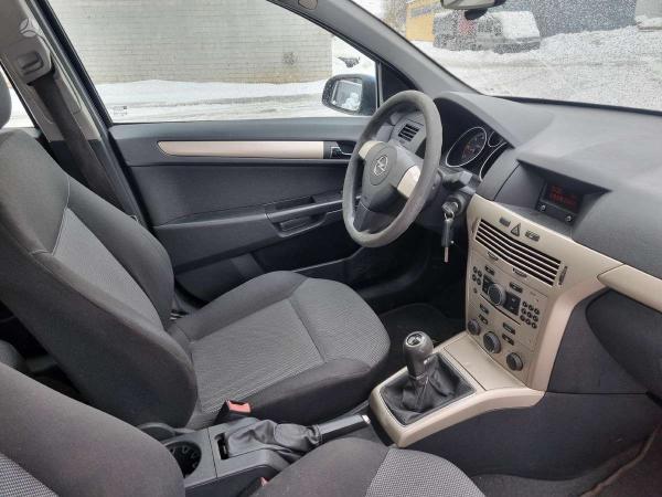 Zils Opel Astra 2008 Kauņa, ar dzinēja tilpumu 1.70 L un nobraukumu 191 tūkst. km par 750 €, foto 5 vietnē AUTOMOTO.COM.LV