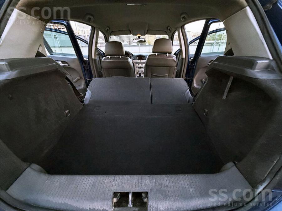 Zils Opel Astra 2008 Rīga, ar dzinēja tilpumu 1.70 L un nobraukumu 351 tūkst. km par 1000 €, foto 18 vietnē AUTOMOTO.COM.LV