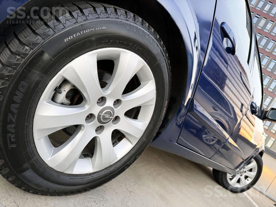 Zils Opel Astra 2008 Rīga, ar dzinēja tilpumu 1.70 L un nobraukumu 351 tūkst. km par 1000 €, foto 20 vietnē AUTOMOTO.COM.LV
