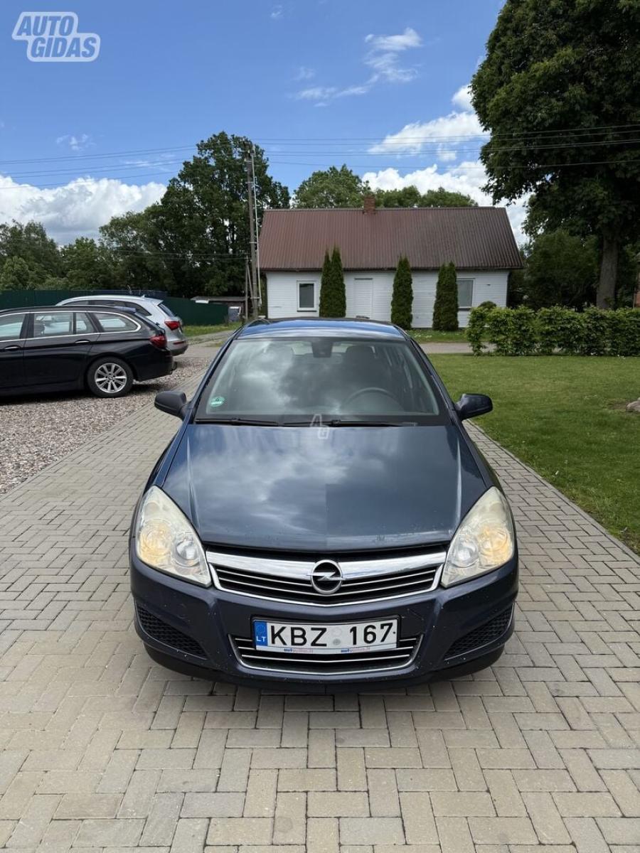 Zils Opel Astra 2009 Marijampole, ar dzinēja tilpumu 1.70 L un nobraukumu 206 tūkst. km par 950 €, foto 1 vietnē AUTOMOTO.COM.LV