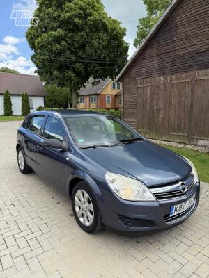 Zils Opel Astra 2009 Marijampole, ar dzinēja tilpumu 1.70 L un nobraukumu 206 tūkst. km par 950 €, foto 4 vietnē AUTOMOTO.COM.LV