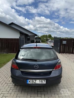 Zils Opel Astra 2009 Marijampole, ar dzinēja tilpumu 1.70 L un nobraukumu 206 tūkst. km par 950 €, foto 7 vietnē AUTOMOTO.COM.LV