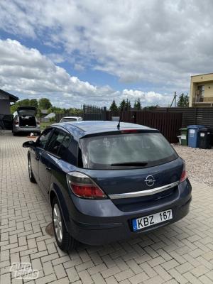 Zils Opel Astra 2009 Marijampole, ar dzinēja tilpumu 1.70 L un nobraukumu 206 tūkst. km par 950 €, foto 8 vietnē AUTOMOTO.COM.LV