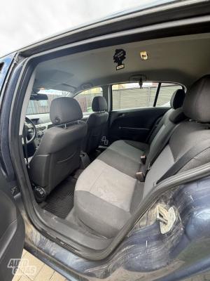Zils Opel Astra 2009 Marijampole, ar dzinēja tilpumu 1.70 L un nobraukumu 206 tūkst. km par 950 €, foto 12 vietnē AUTOMOTO.COM.LV