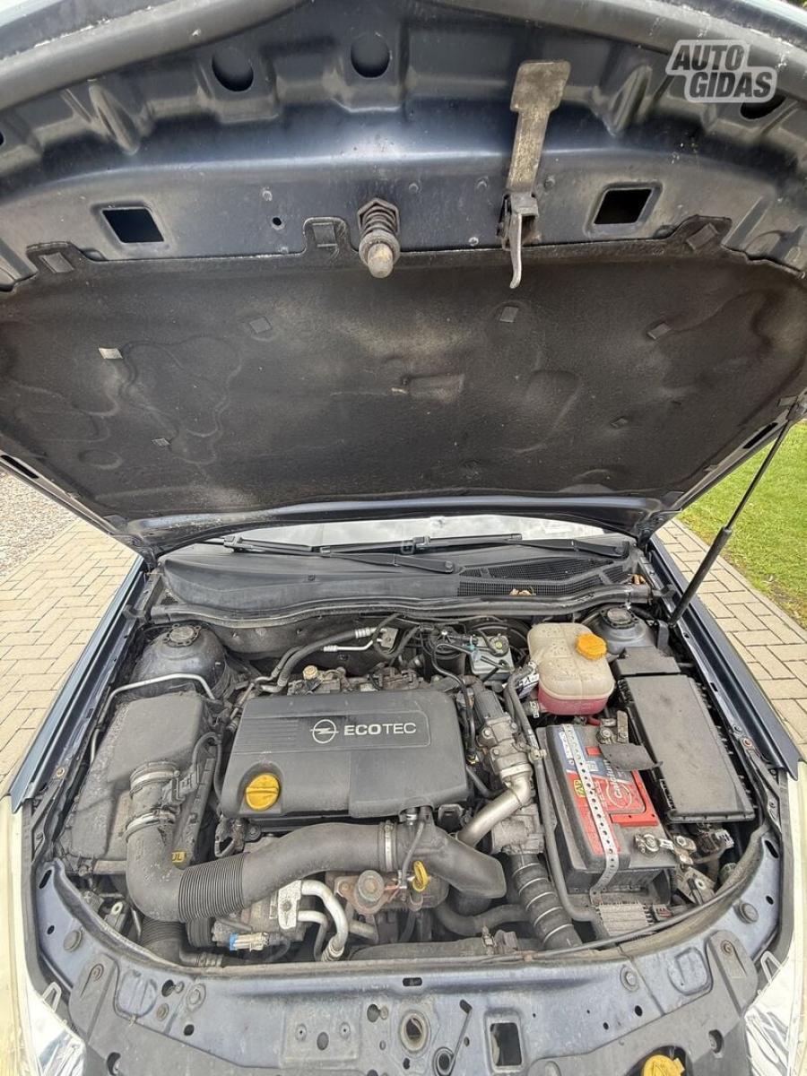 Zils Opel Astra 2009 Marijampole, ar dzinēja tilpumu 1.70 L un nobraukumu 206 tūkst. km par 950 €, foto 17 vietnē AUTOMOTO.COM.LV