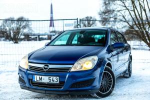 Blue Opel Astra 2009 in Riga, with an engine capacity of 1.30 L and mileage of 358 thousand km for 2290 €, photo  on AUTOMOTO.COM.LV