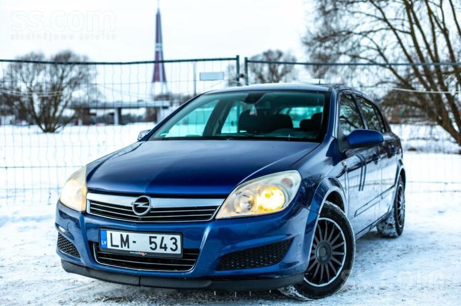 Zils Opel Astra 2009 Rīga, ar dzinēja tilpumu 1.30 L un nobraukumu 358 tūkst. km par 2290 €, foto 1 vietnē AUTOMOTO.COM.LV