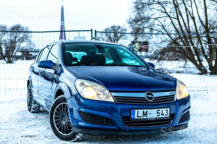 Zils Opel Astra 2009 Rīga, ar dzinēja tilpumu 1.30 L un nobraukumu 358 tūkst. km par 2290 €, foto 3 vietnē AUTOMOTO.COM.LV