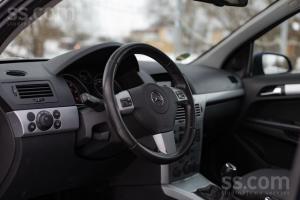 Zils Opel Astra 2009 Rīga, ar dzinēja tilpumu 1.30 L un nobraukumu 358 tūkst. km par 2290 €, foto 13 vietnē AUTOMOTO.COM.LV