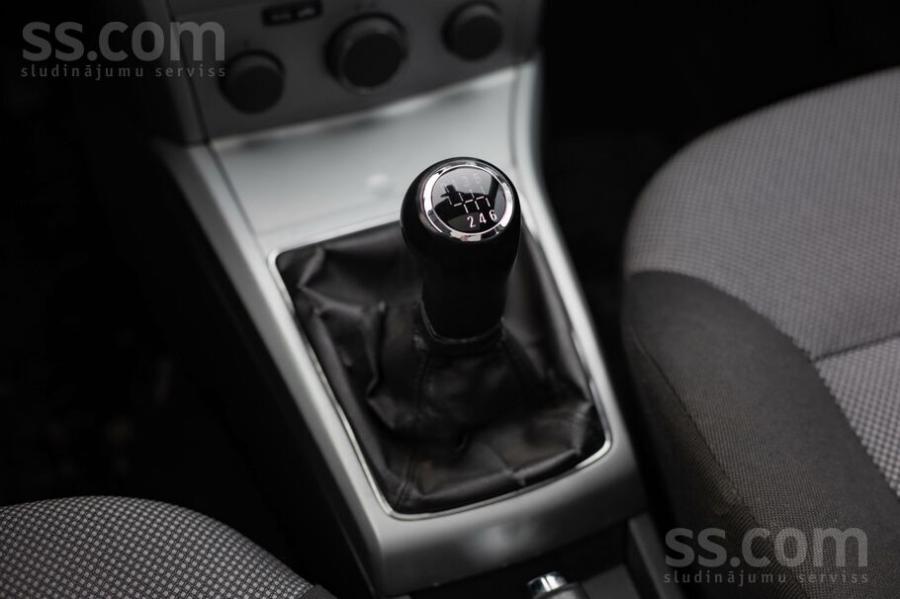 Zils Opel Astra 2009 Rīga, ar dzinēja tilpumu 1.30 L un nobraukumu 358 tūkst. km par 2290 €, foto 20 vietnē AUTOMOTO.COM.LV