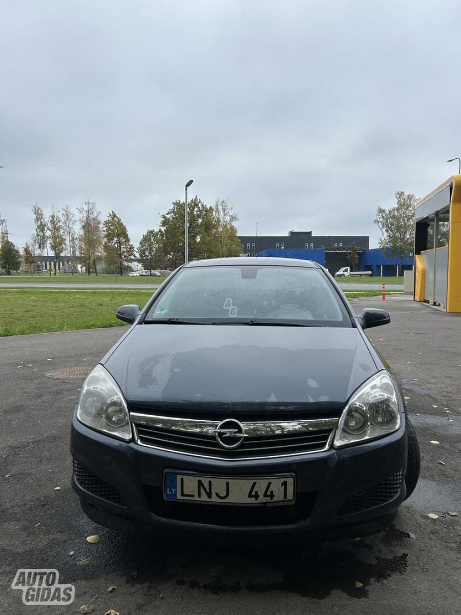 Zils Opel Astra 2009 Kauņa, ar dzinēja tilpumu 1.90 L un nobraukumu 238 tūkst. km par 1500 €, foto 1 vietnē AUTOMOTO.COM.LV