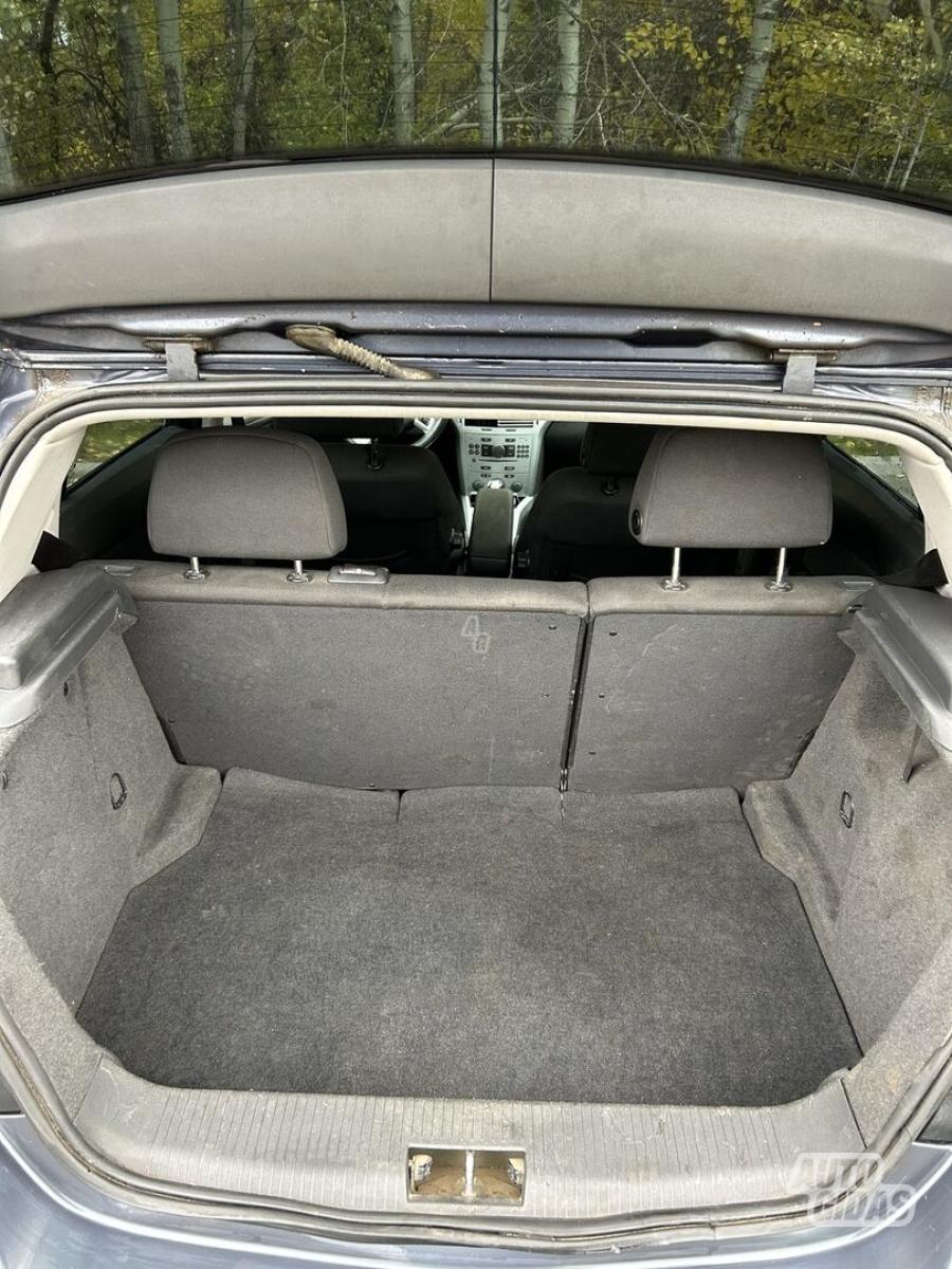 Zils Opel Astra 2009 Kauņa, ar dzinēja tilpumu 1.90 L un nobraukumu 238 tūkst. km par 1500 €, foto 7 vietnē AUTOMOTO.COM.LV