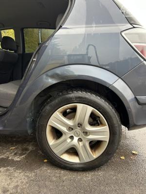 Zils Opel Astra 2009 Kauņa, ar dzinēja tilpumu 1.90 L un nobraukumu 238 tūkst. km par 1500 €, foto 12 vietnē AUTOMOTO.COM.LV