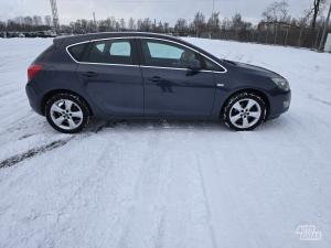 Zils Opel Astra 2010 Marijampole, ar dzinēja tilpumu 1.40 L un nobraukumu 216 tūkst. km par 2750 €, foto 6 vietnē AUTOMOTO.COM.LV
