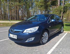Синий Опель Астра 2010 в Рига, объемом двигателя 1.70 л и пробегом 255 тыс. км за 2850 €, фото  на AUTOMOTO.COM.LV