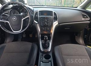 Zils Opel Astra 2010 Rīga, ar dzinēja tilpumu 1.70 L un nobraukumu 255 tūkst. km par 2850 €, foto 7 vietnē AUTOMOTO.COM.LV