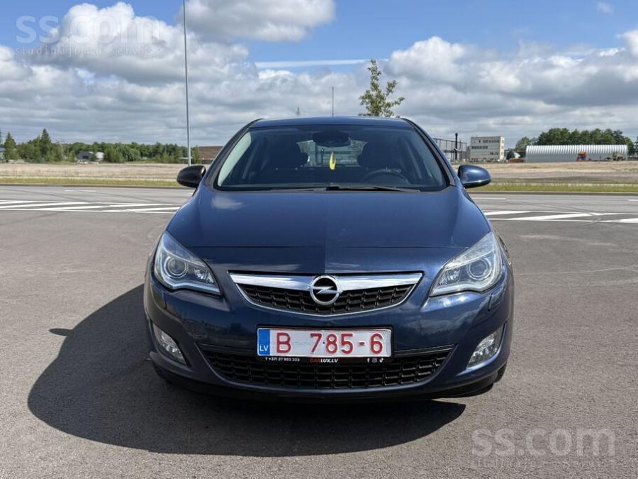Zils Opel Astra 2010 Liepāja, ar dzinēja tilpumu 1.60 L un nobraukumu 183 tūkst. km par 4400 €, foto 8 vietnē AUTOMOTO.COM.LV