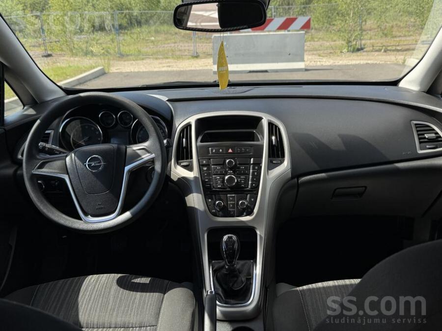 Zils Opel Astra 2010 Liepāja, ar dzinēja tilpumu 1.60 L un nobraukumu 183 tūkst. km par 4400 €, foto 17 vietnē AUTOMOTO.COM.LV