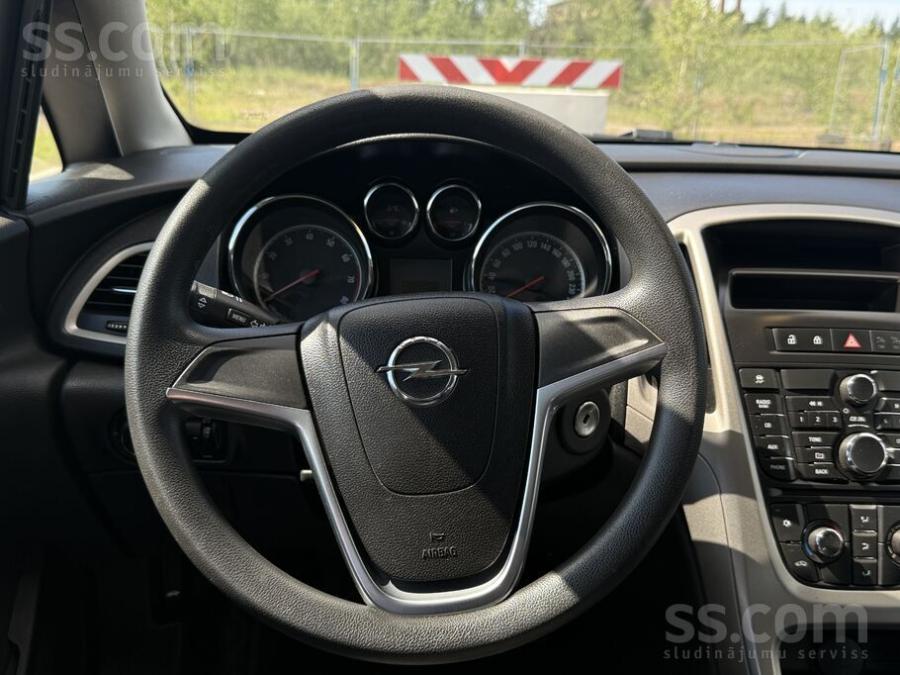 Zils Opel Astra 2010 Liepāja, ar dzinēja tilpumu 1.60 L un nobraukumu 183 tūkst. km par 4400 €, foto 18 vietnē AUTOMOTO.COM.LV