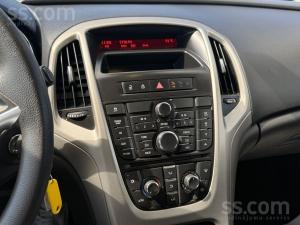Zils Opel Astra 2010 Liepāja, ar dzinēja tilpumu 1.60 L un nobraukumu 183 tūkst. km par 4400 €, foto 21 vietnē AUTOMOTO.COM.LV