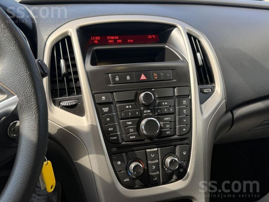 Zils Opel Astra 2010 Liepāja, ar dzinēja tilpumu 1.60 L un nobraukumu 183 tūkst. km par 4400 €, foto 21 vietnē AUTOMOTO.COM.LV