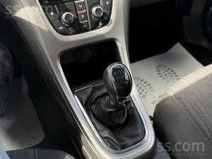 Zils Opel Astra 2010 Liepāja, ar dzinēja tilpumu 1.60 L un nobraukumu 183 tūkst. km par 4400 €, foto 22 vietnē AUTOMOTO.COM.LV