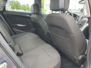 Blue Opel Astra 2010 in Kaunas, with an engine capacity of 1.70 L and mileage of 325 thousand km for 2750 €, photo 11 on AUTOMOTO.COM.LV
