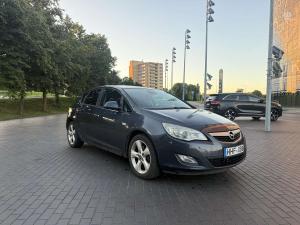 Синий Опель Астра 2010 в Каунас, объемом двигателя 1.69 л и пробегом 262 тыс. км за 1790 €, фото  на AUTOMOTO.COM.LV